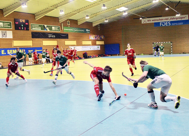 Derby-Sieger: CzV gewinnt 4:3 gegen BHC - Club zur Vahr Bremen